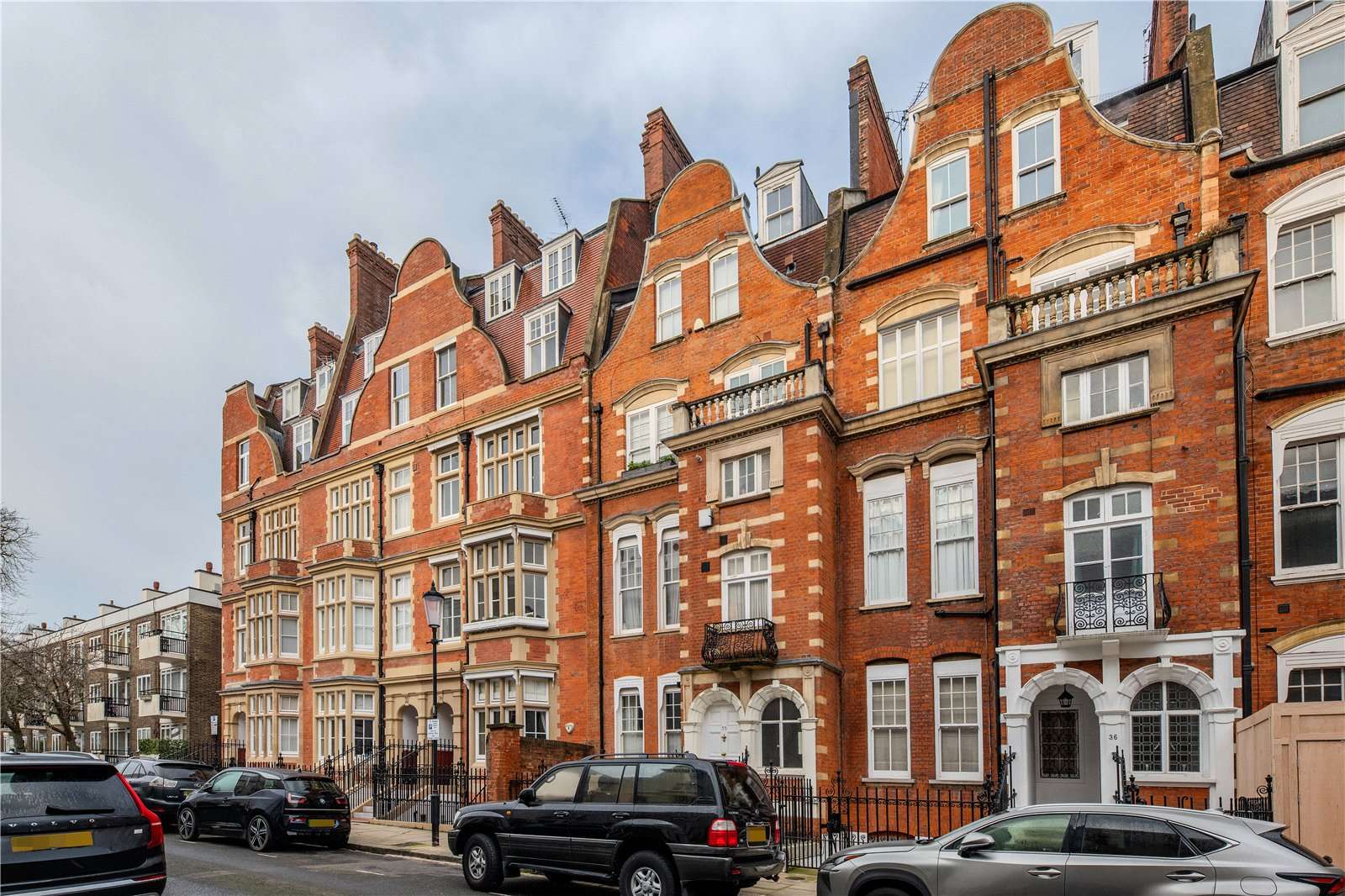 Gloucester Walk, London, W8 4HY | Property for sale | Savills