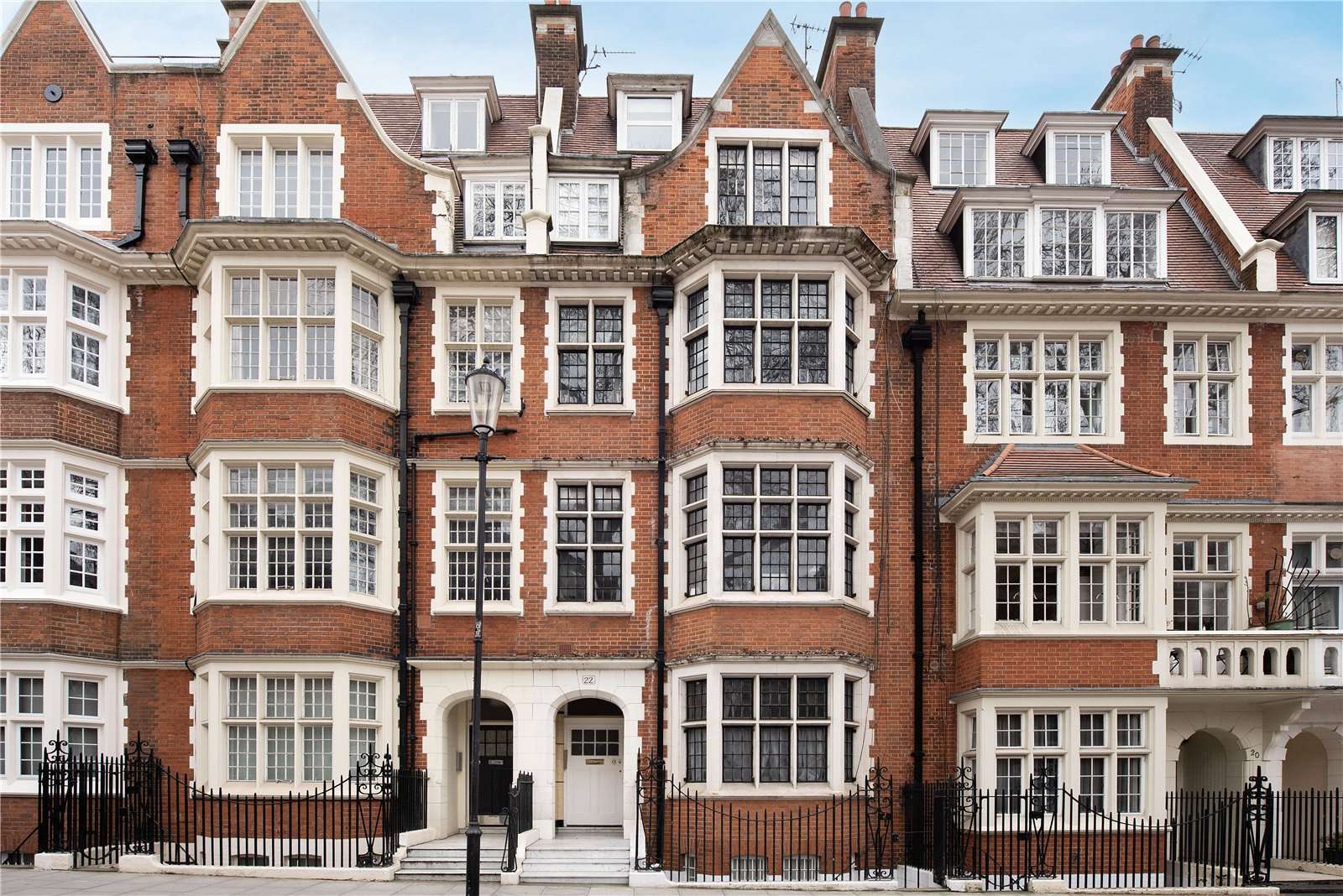 Hornton Street, London, W8 4NR | Property for sale | Savills