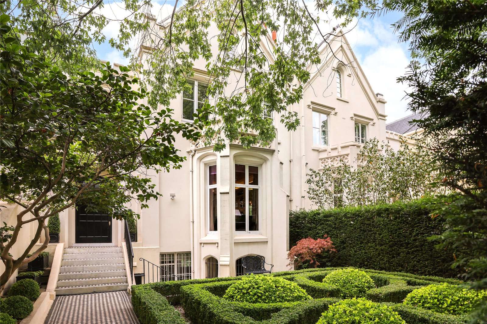 Addison Road, London, W14 8JH | Property to rent | Savills