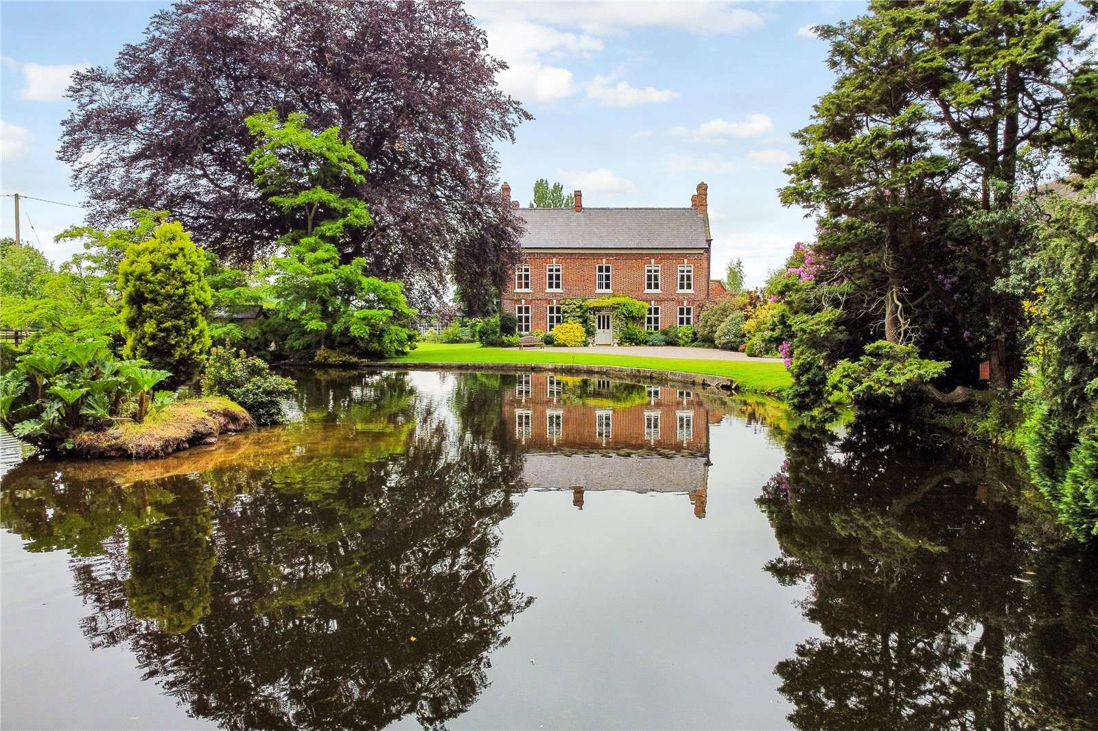 Estates for sale in England | Savills