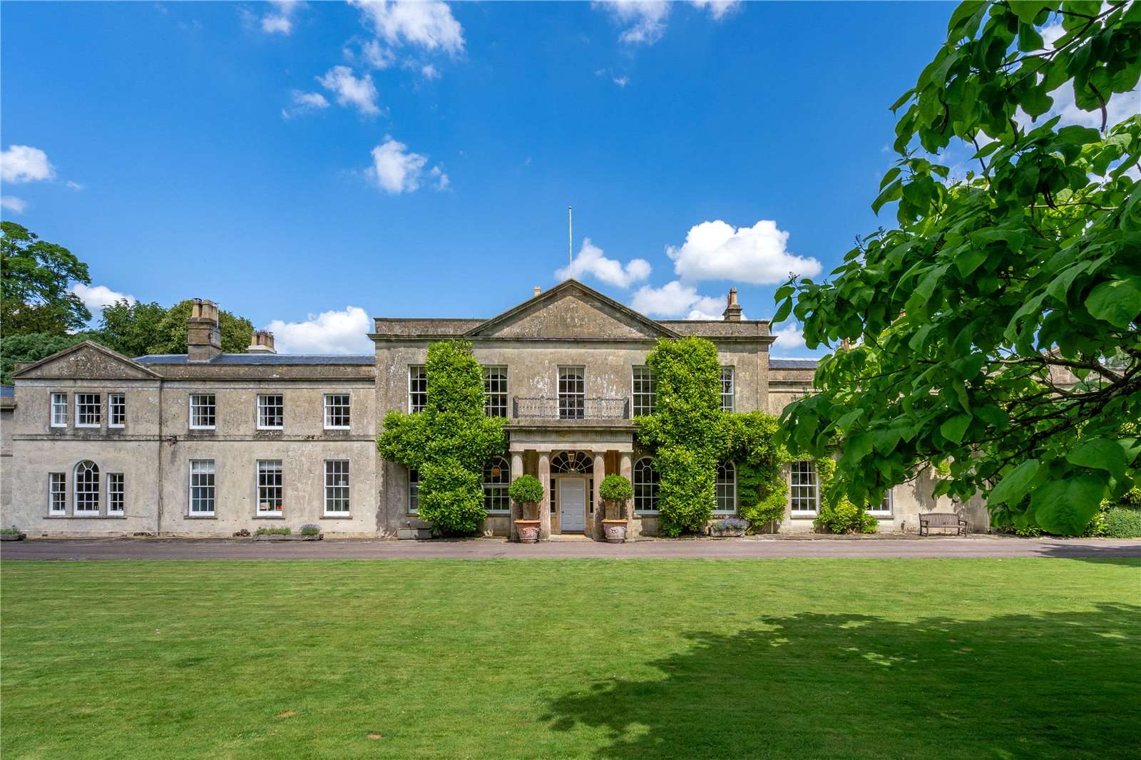 Harptree Court | Grade II Listed Georgian Country House in Somerset ...