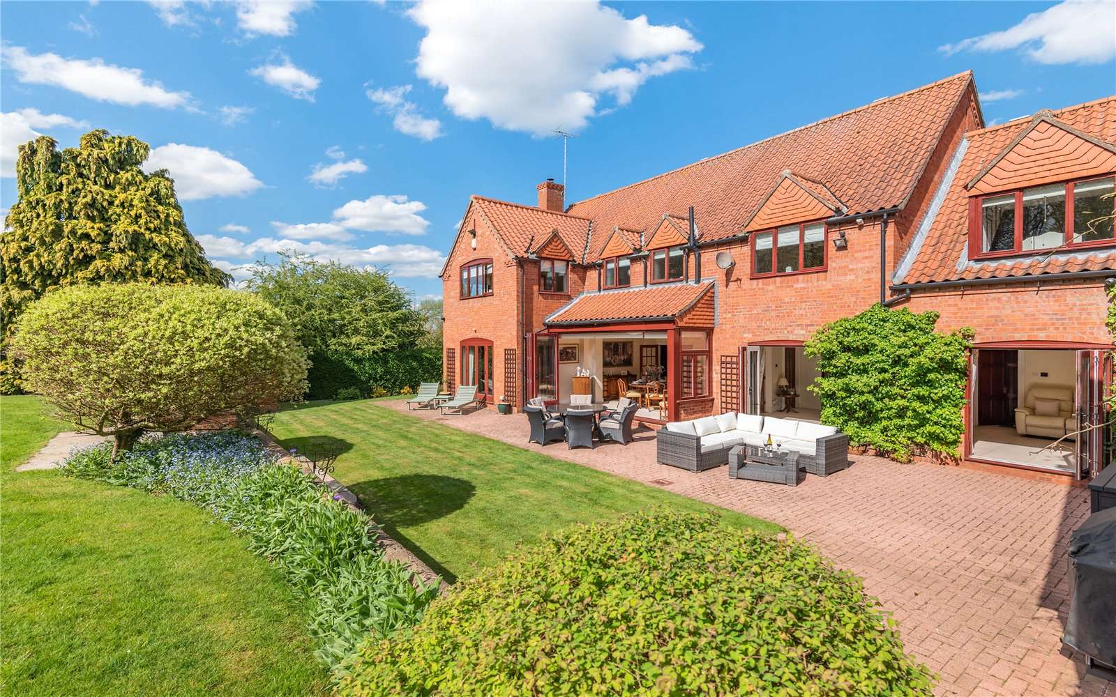 Holmefield House, Holme Lane, Winthorpe, Newark, NG24 2NU | Property ...