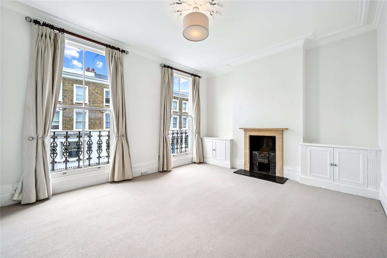 Redesdale Street, Chelsea, London, SW3 4BL | Property to rent | Savills
