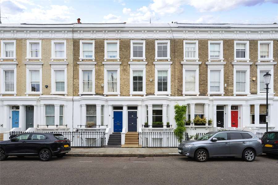 Shalcomb Street, London, SW10 0HY | Property for sale | Savills