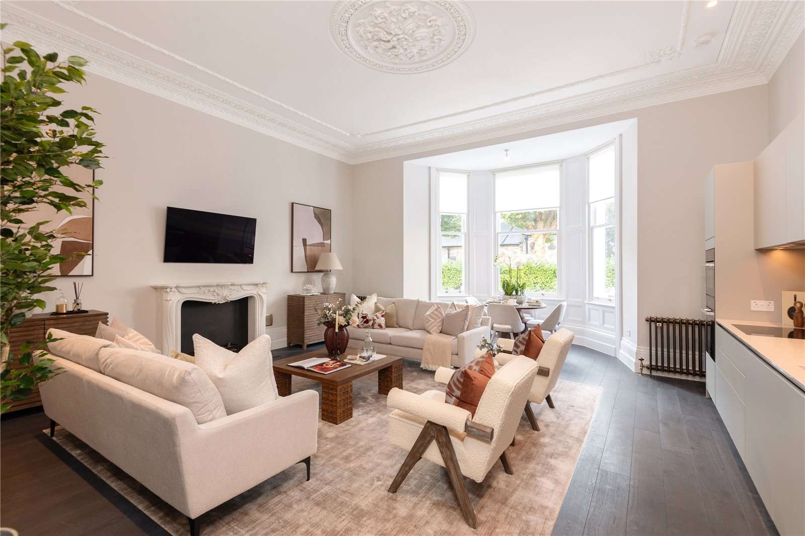 Redcliffe Square, London, SW10 9HQ | Property for sale | Savills