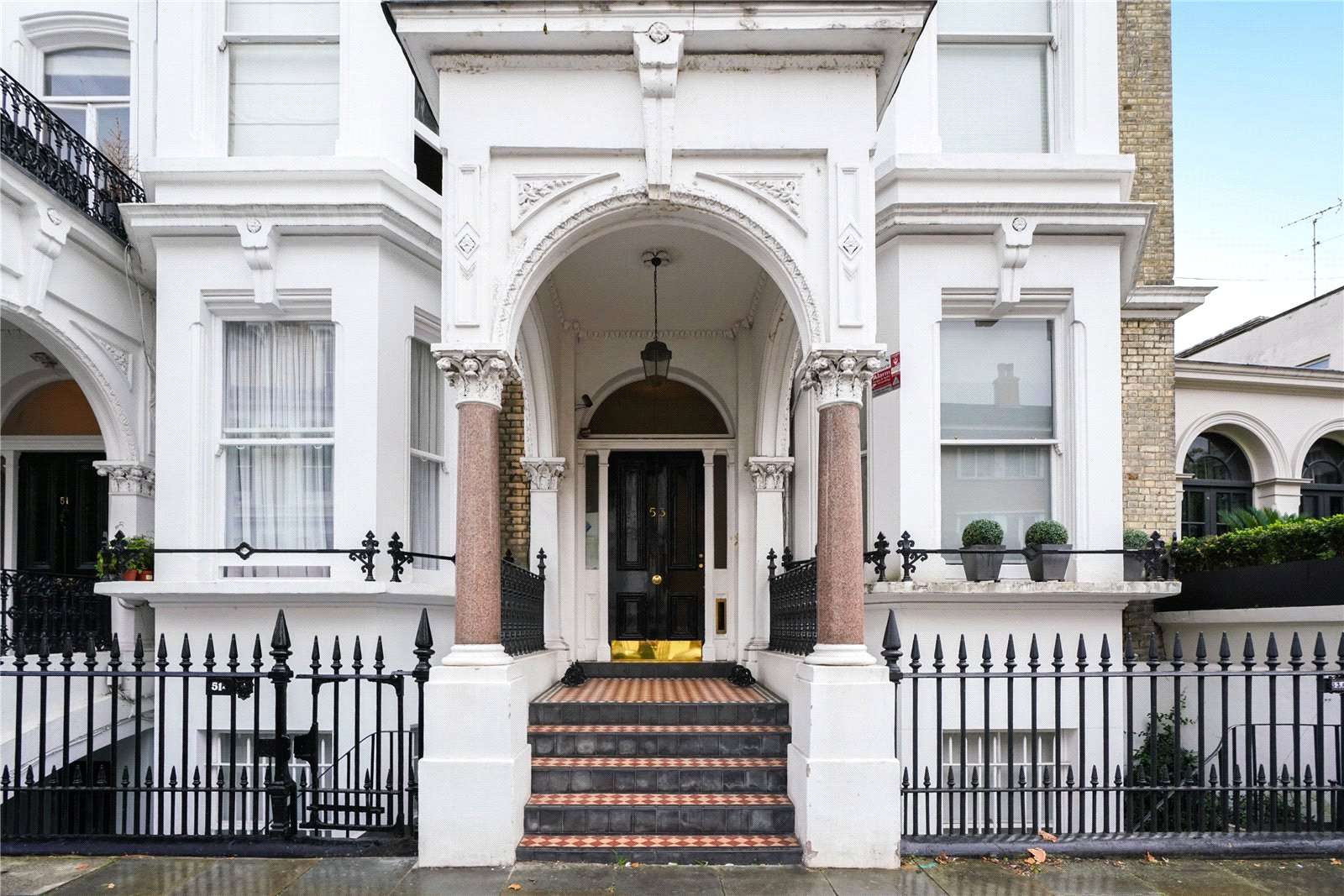 Redcliffe Square, London, SW10 9HG | Property for sale | Savills