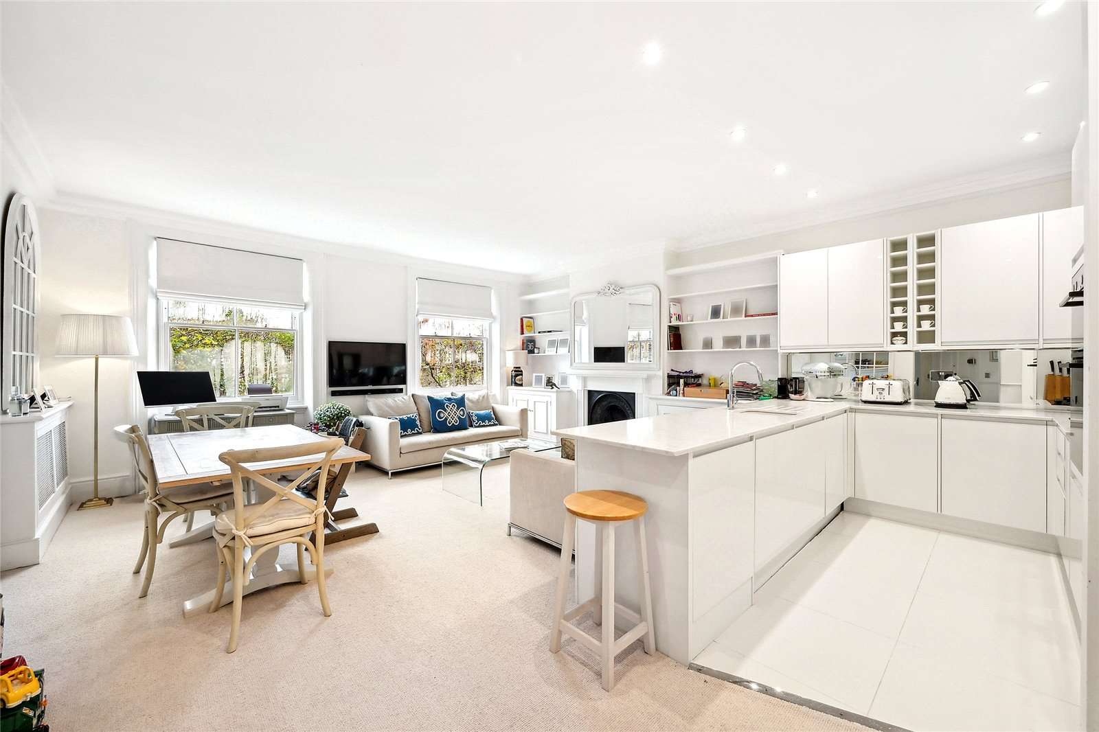 Redcliffe Square, London, SW10 9JZ | Property for sale | Savills