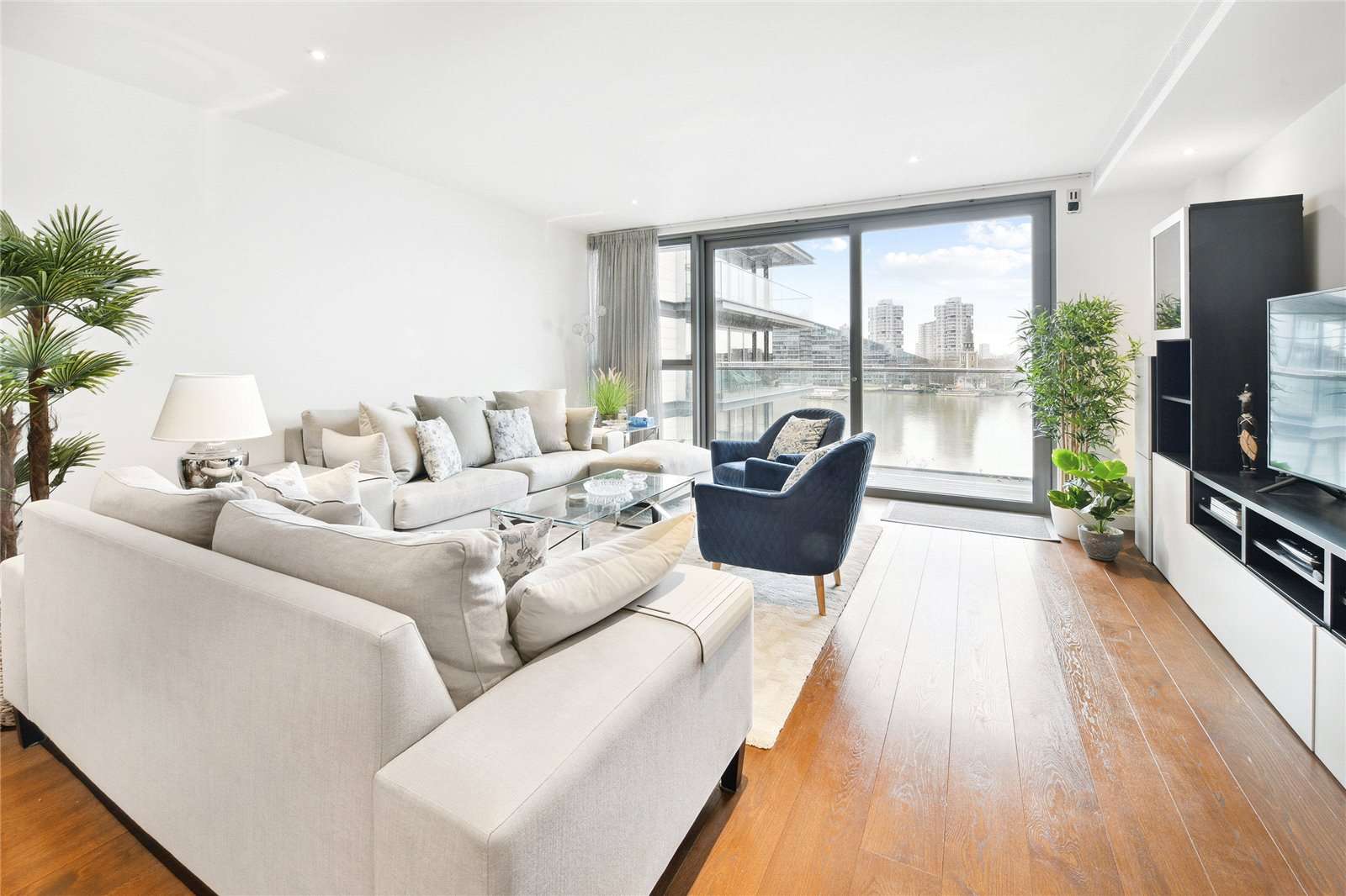 Chartwell House, Waterfront Drive, London, SW10 0BF | Property for sale ...