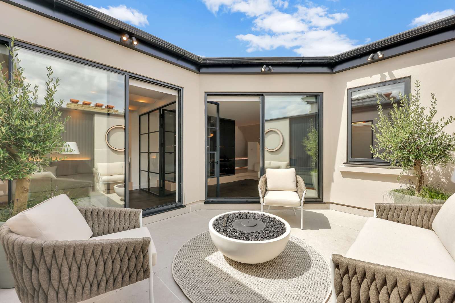 Bickenhall Street, London, W1U 6BP | Property for sale | Savills