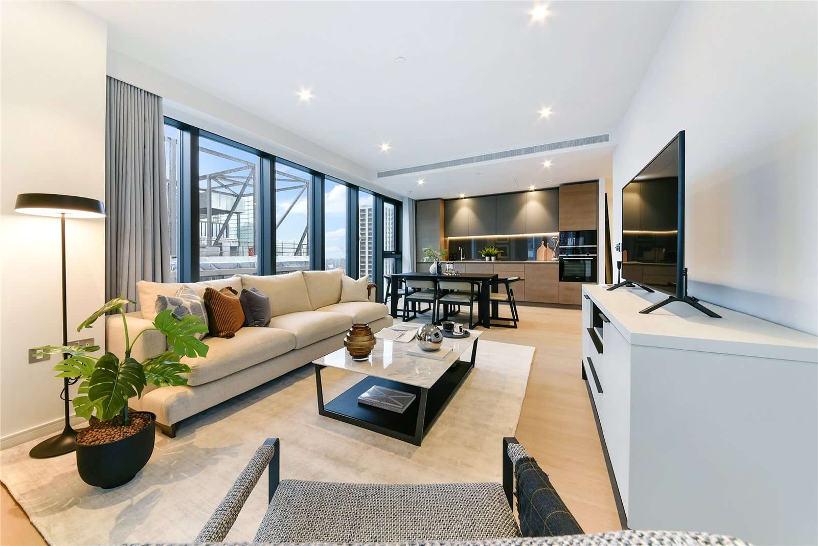 George Street, London, E14 9QG | New Homes & New Builds to rent | Savills