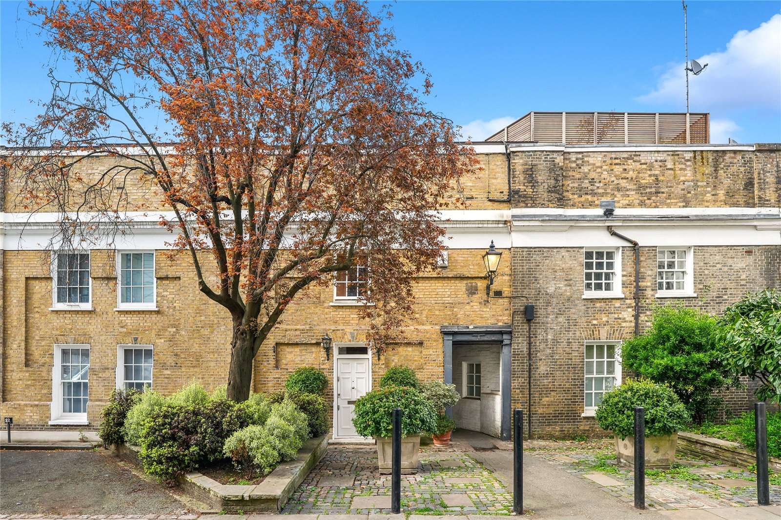 Hyde Park Gardens, London, W2 2LU | Property for sale | Savills