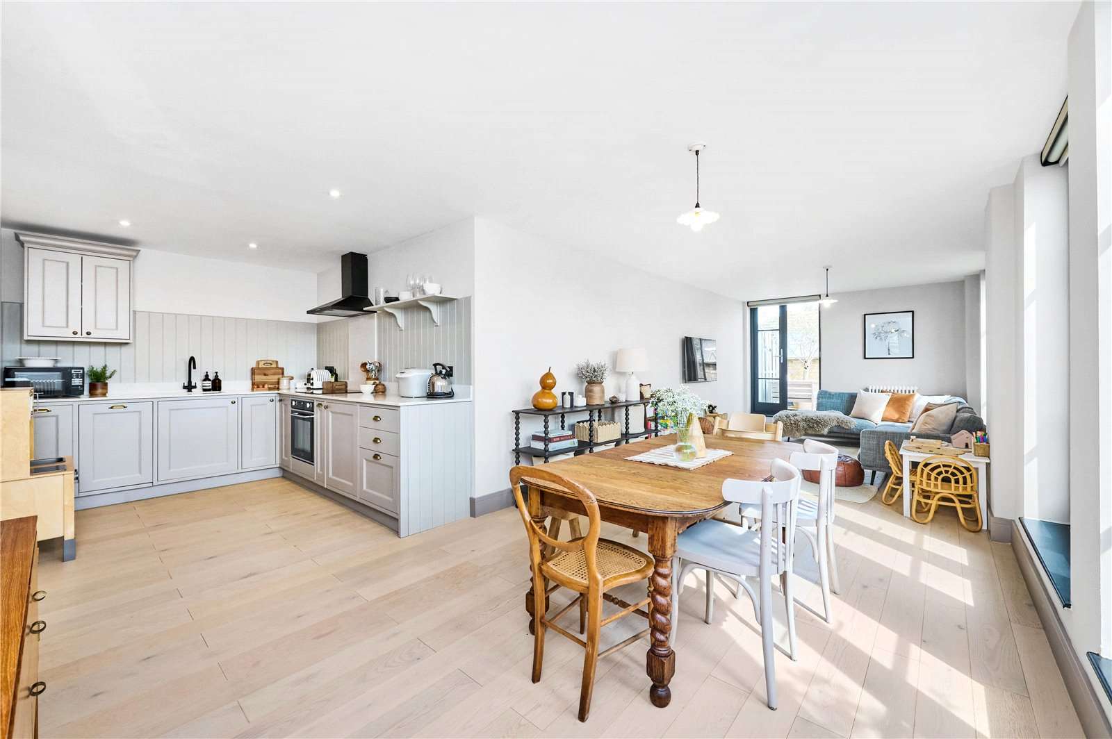Bromells Road, London, SW4 0BG | Property for sale | Savills