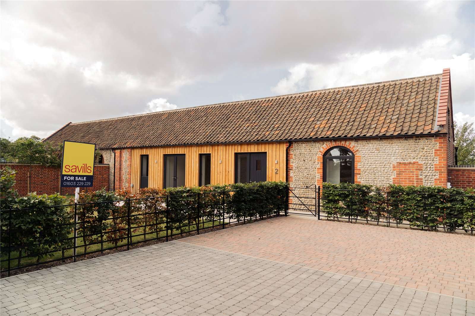 2 Laurel Farm Barns, Hall Road, Crossdale Street, Northrepps, Cromer ...