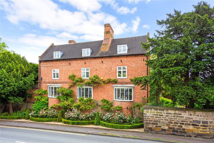 High Street, Castle Donington, Derby, Leicestershire, DE74 2PP ...