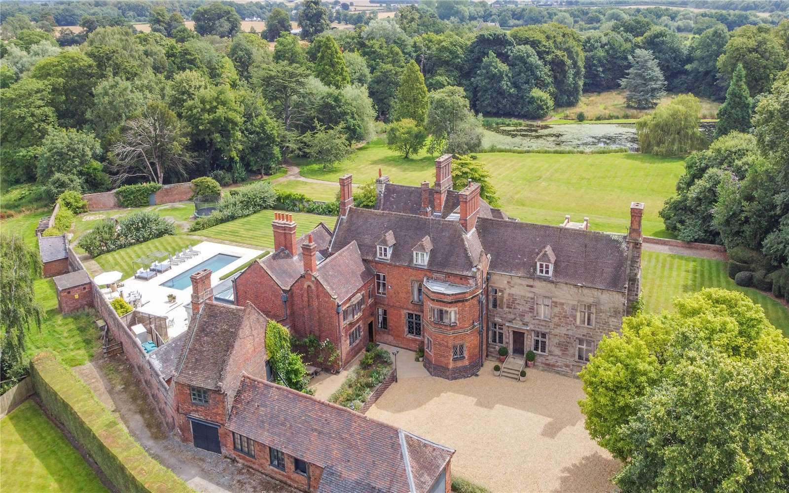 Property for sale in Derbyshire, England | Savills