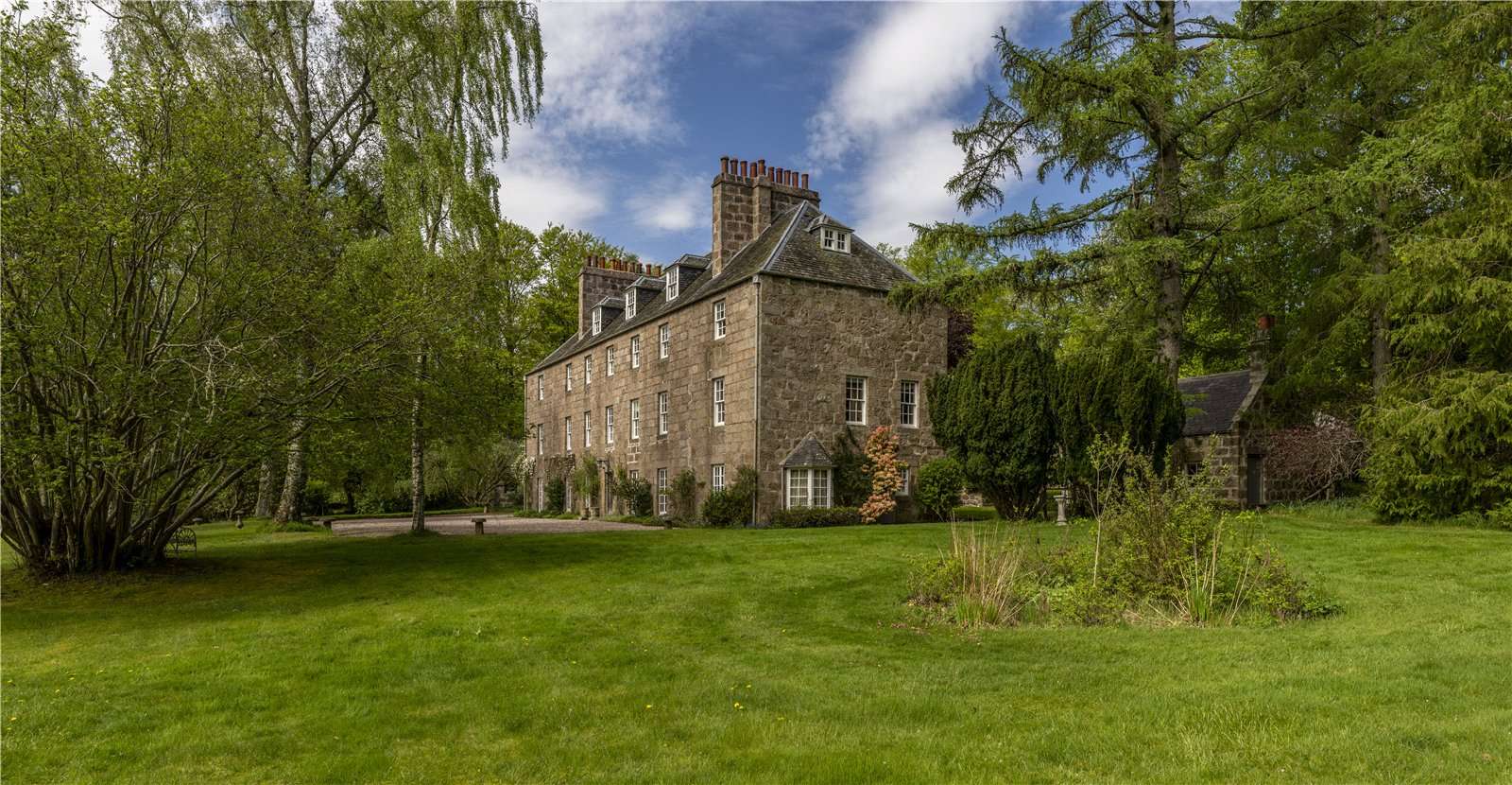 House Of Aquahorthies, Burnhervie, By Inverurie, Aberdeenshire, AB51 ...