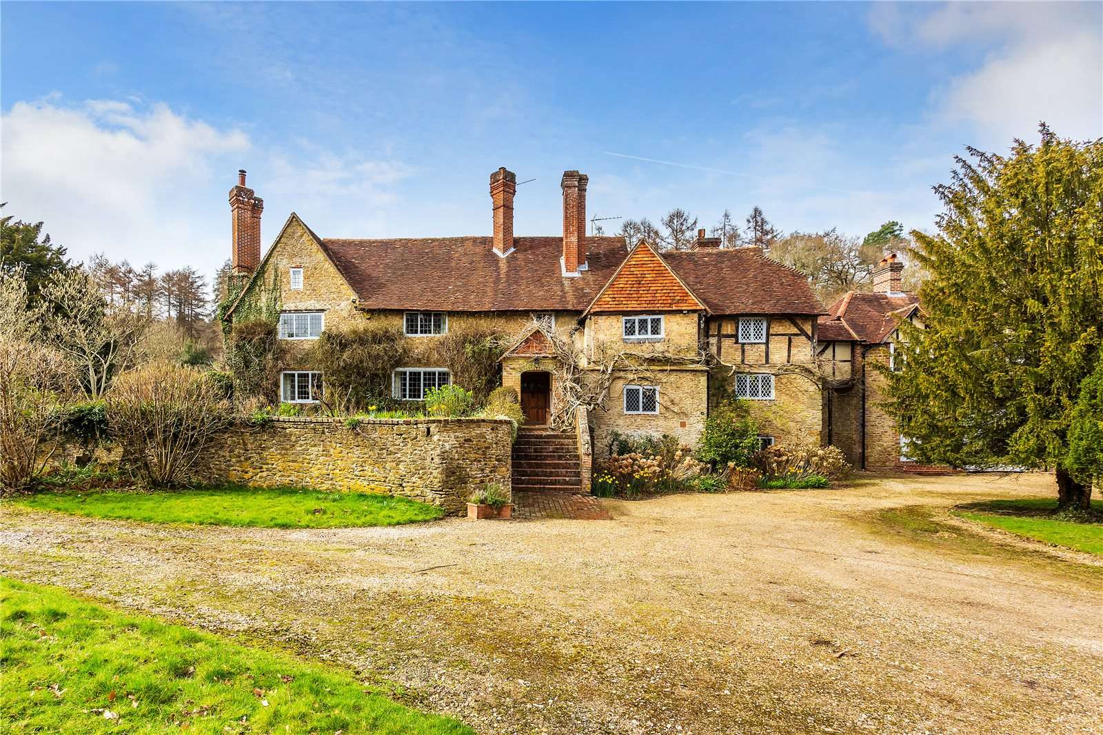 Property to rent in Surrey, England | Savills
