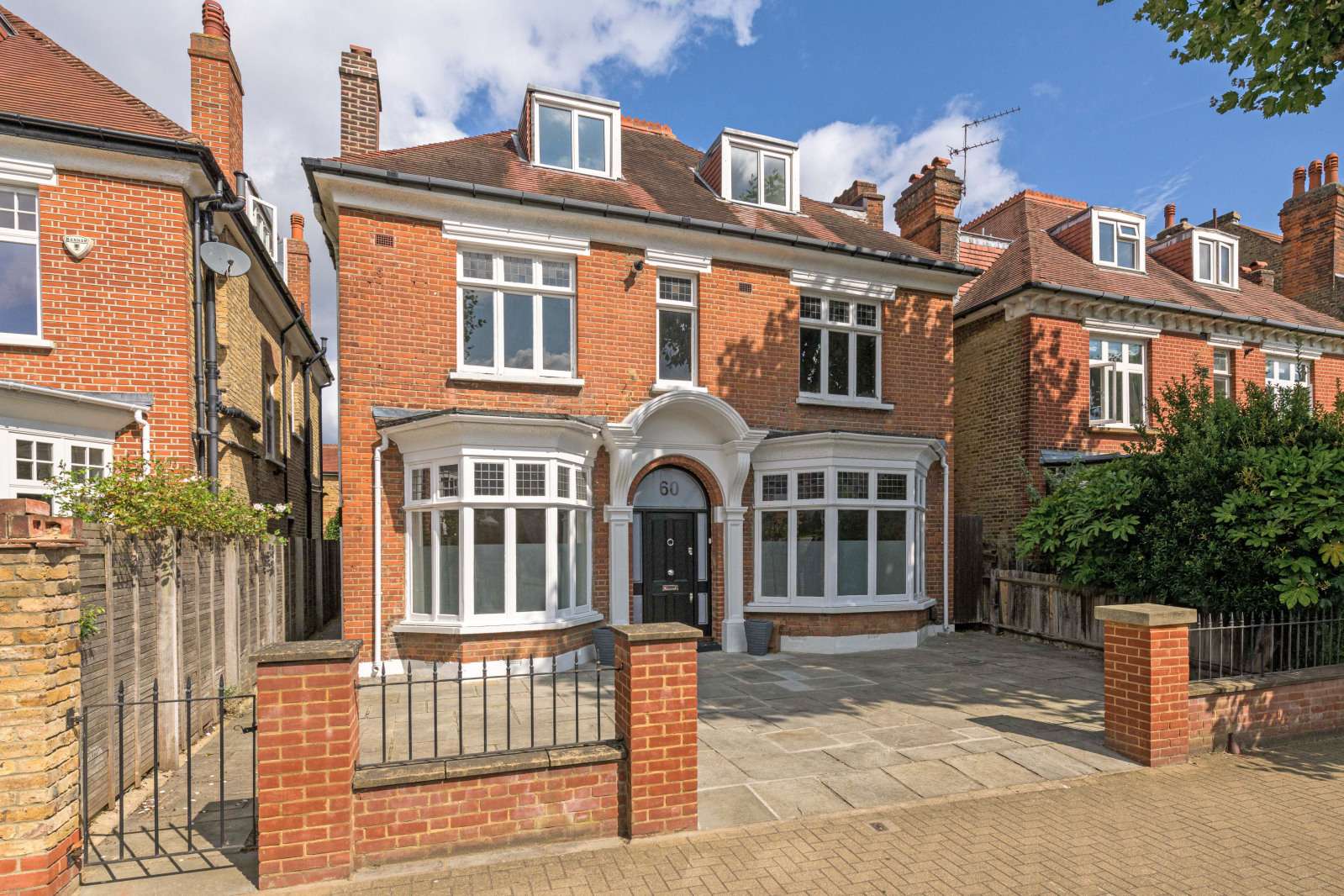 Hazlewell Road, Putney, London, SW15 6LR | 財產 待售 | 第一太平戴維斯