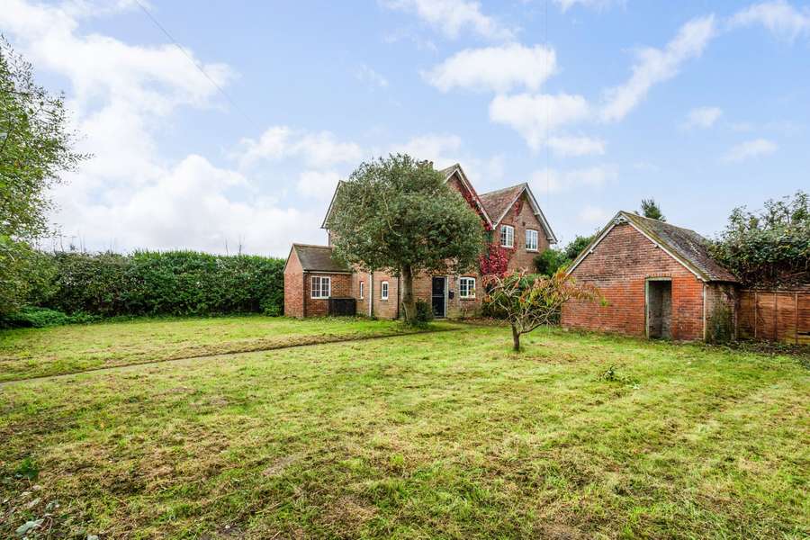 Church Farm Lane, Sidlesham, Chichester, West Sussex, PO20 7RF ...