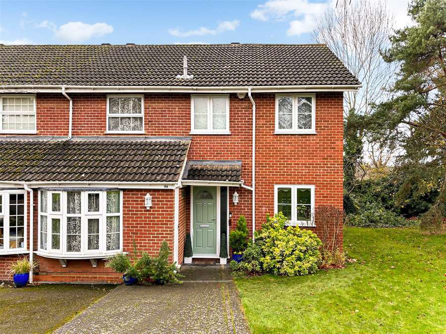 Windmill Drive, Croxley Green, Rickmansworth, Hertfordshire, WD3 3FE ...