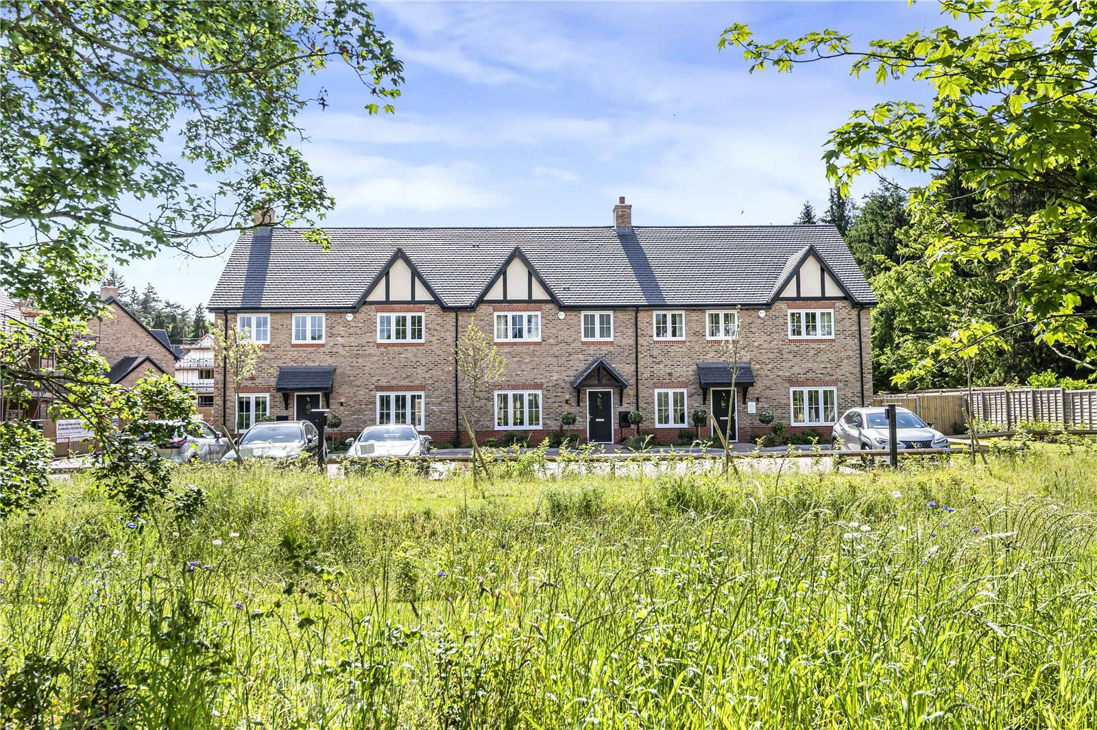 Manor Gardens, Shiplake, Henley On Thames, RG9 3NZ | New Homes & New ...