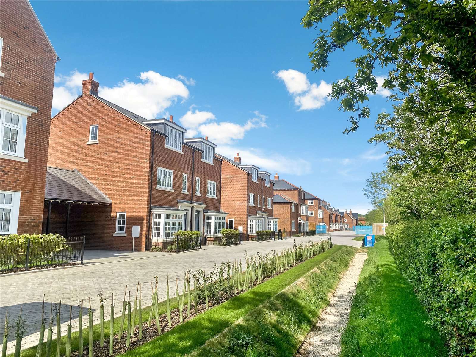 Ochre Meadows, The Green, Theale, Berkshire, RG7 5DR | New Homes & New ...