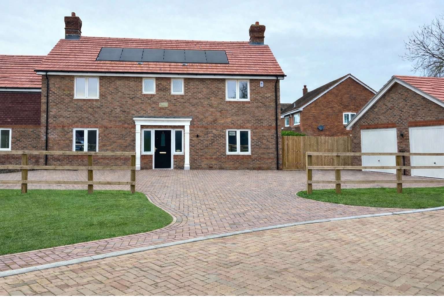 Meadow View, Fields View Close, Pamber End, Tadley, West Berkshire ...
