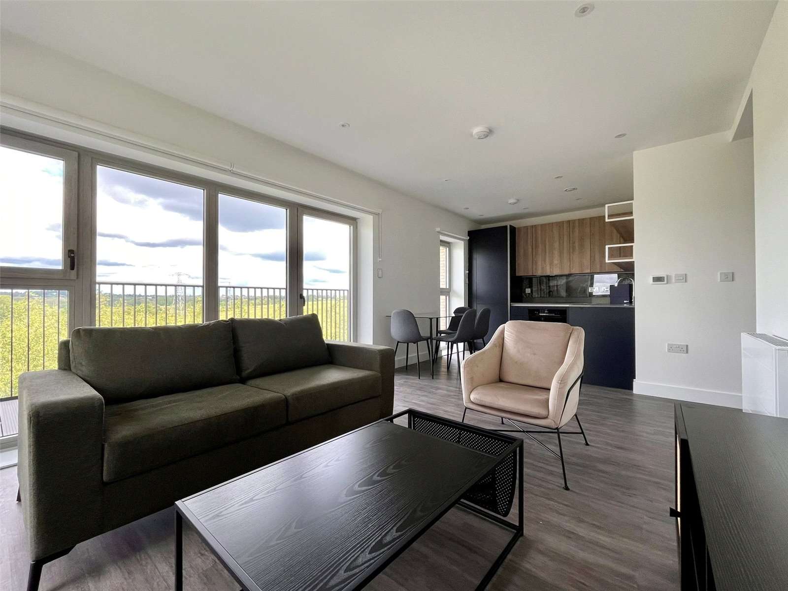 Flagstaff Road, Reading, RG2 6DJ | Property to rent | Savills