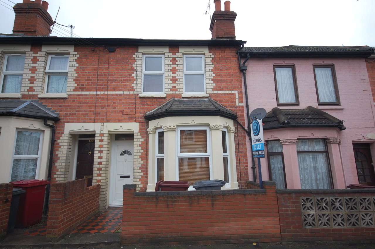 Belmont Road, Reading, Berkshire, RG30 2UX | Property to rent | Savills