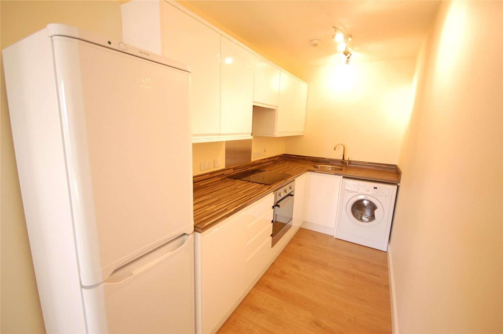 Kings Walk, Reading, Berkshire, RG1 2HG | Property to rent | Savills