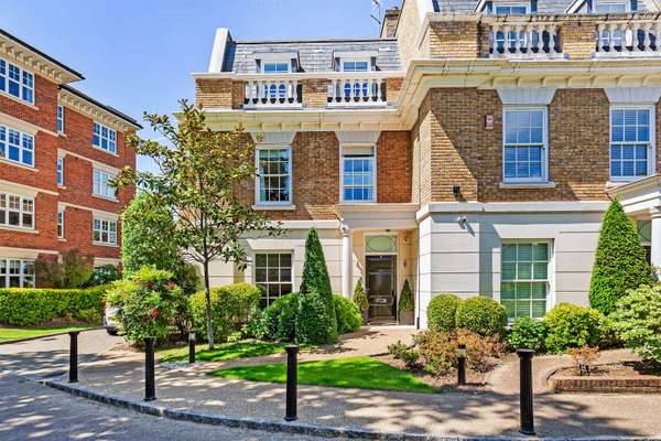 Property to rent in London | Savills