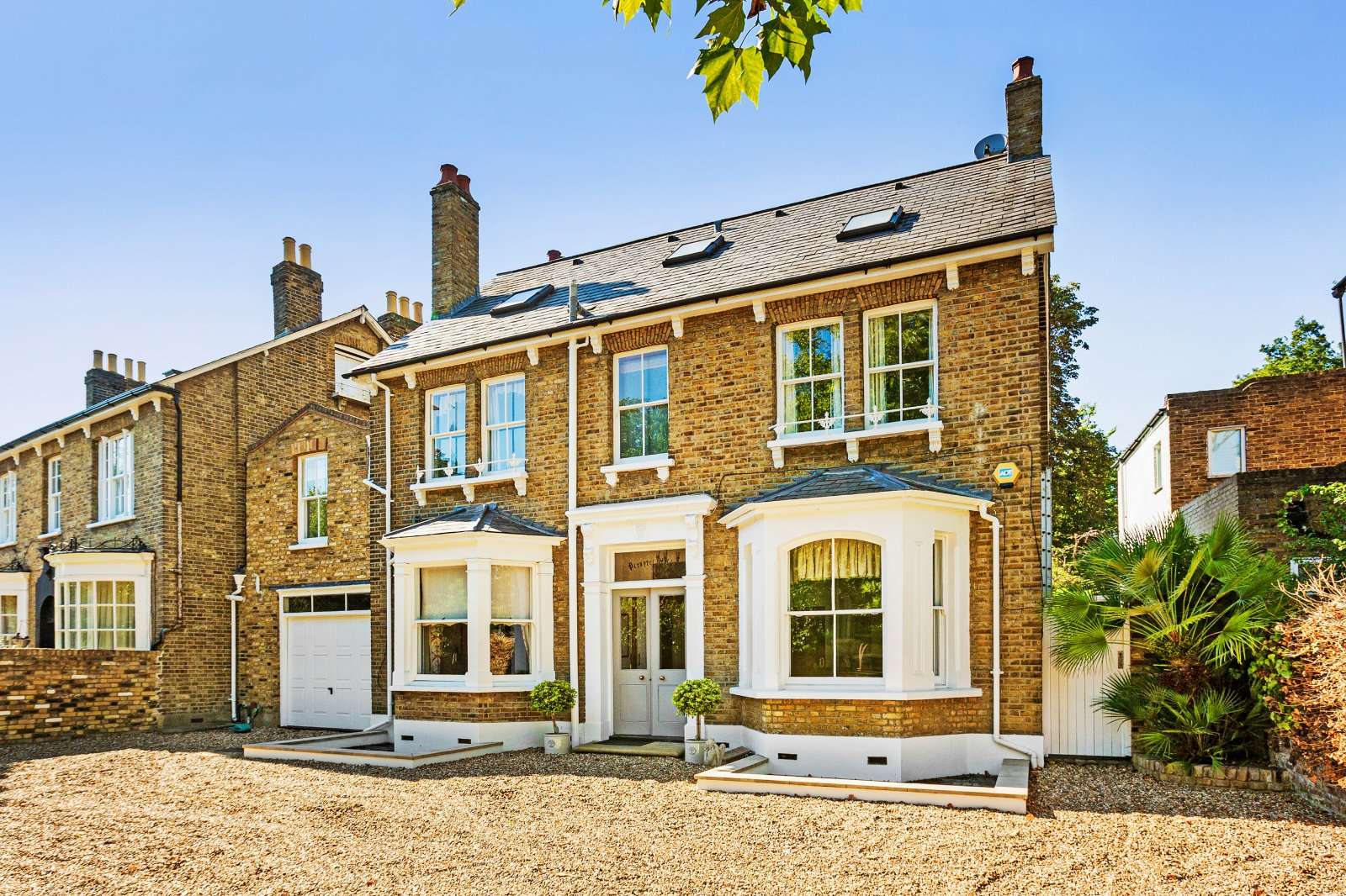 The Avenue, Twickenham, TW1 1QU | Property to rent | Savills