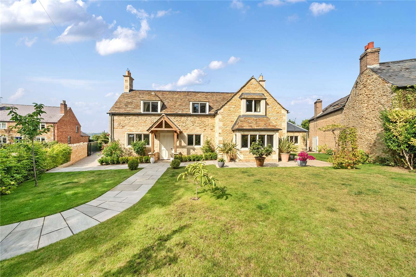 Oakham Road, Hambleton, Oakham, Rutland, LE15 8TL | New Homes & New ...