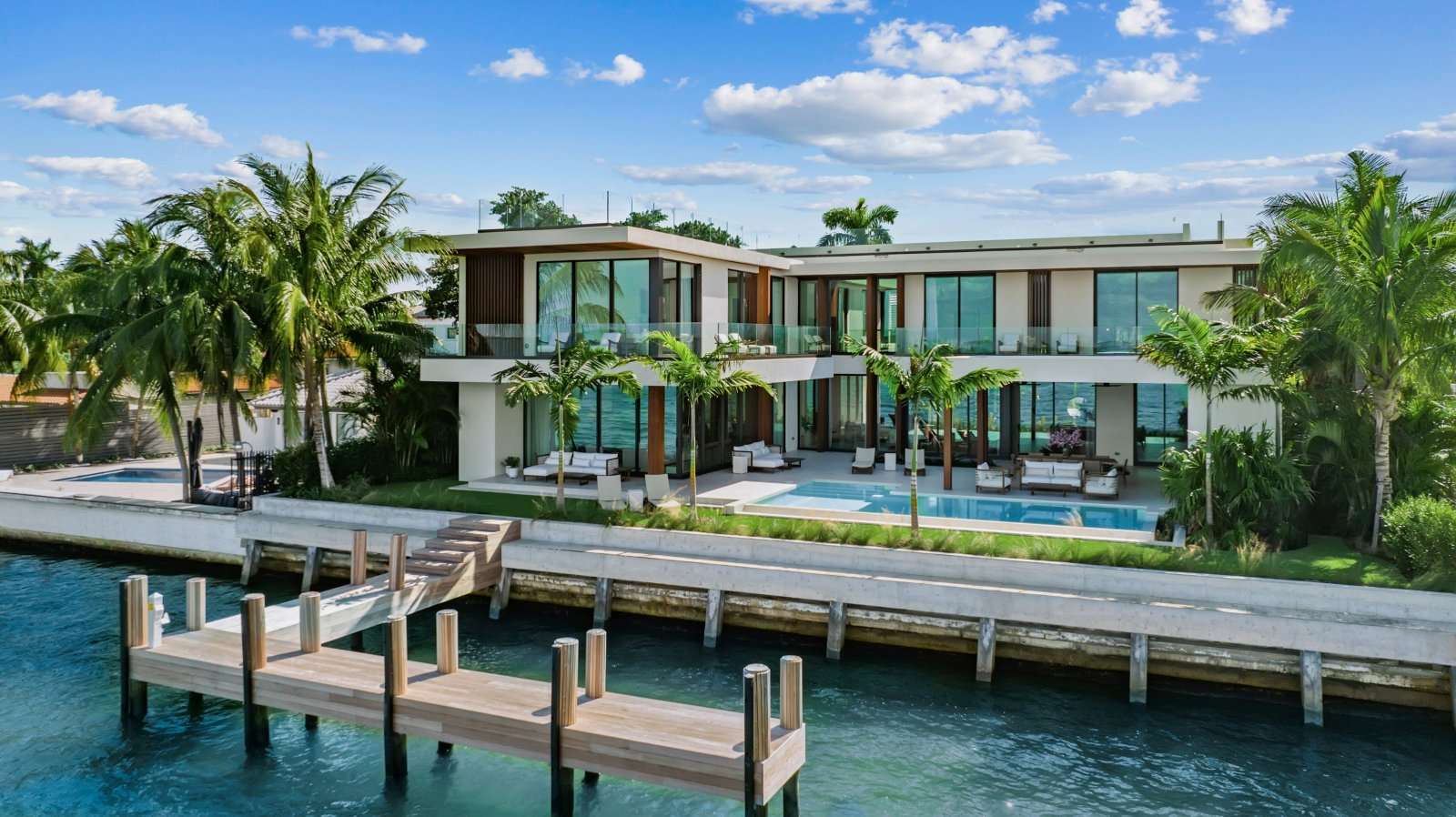 Property for sale in United States of America | Savills