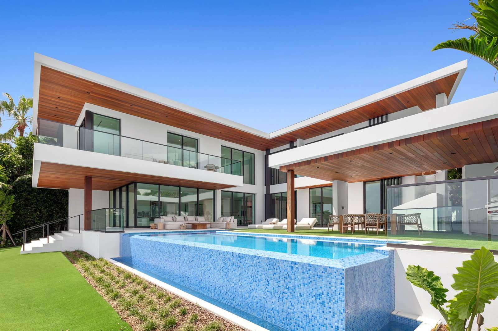 Property for sale in United States of America | Savills