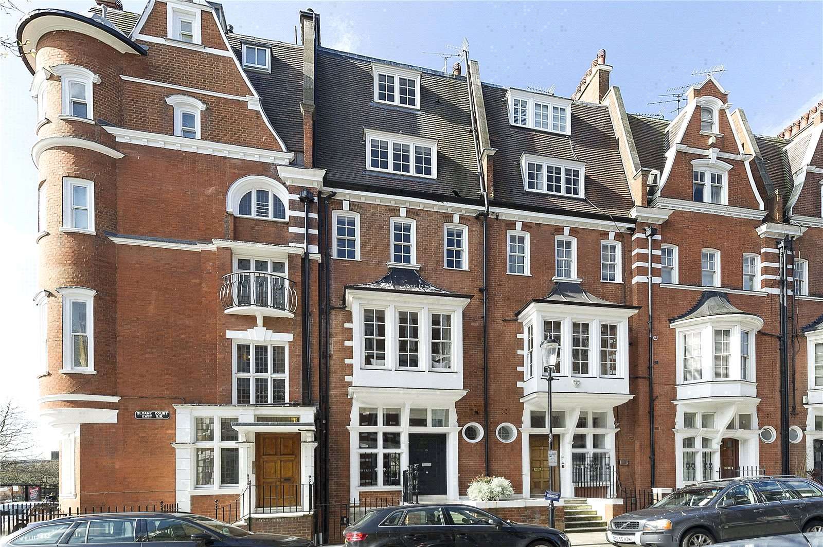 Property for sale in SW3, England | Savills