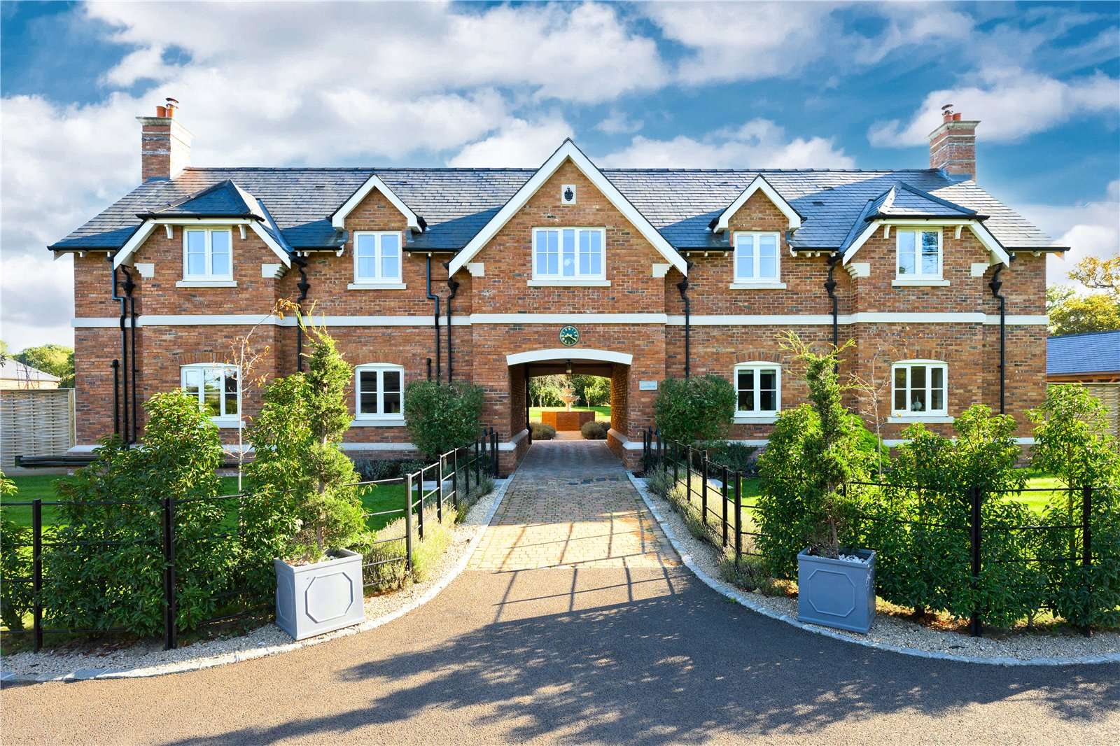 Winkfield Row, Bracknell, Berkshire, RG42 6NA | Nieuwe huizen te huur ...