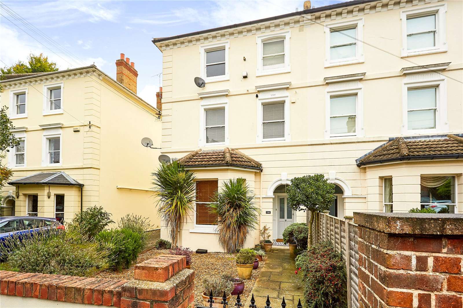 Property to rent in Dunton Green, Kent | Savills