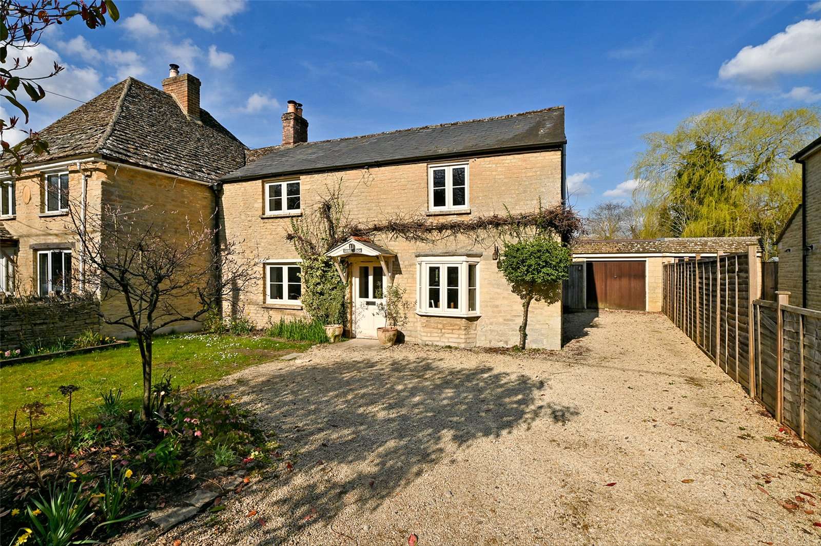 Buckland Road, Bampton, Oxfordshire, OX18 2AA | Property for sale | Savills