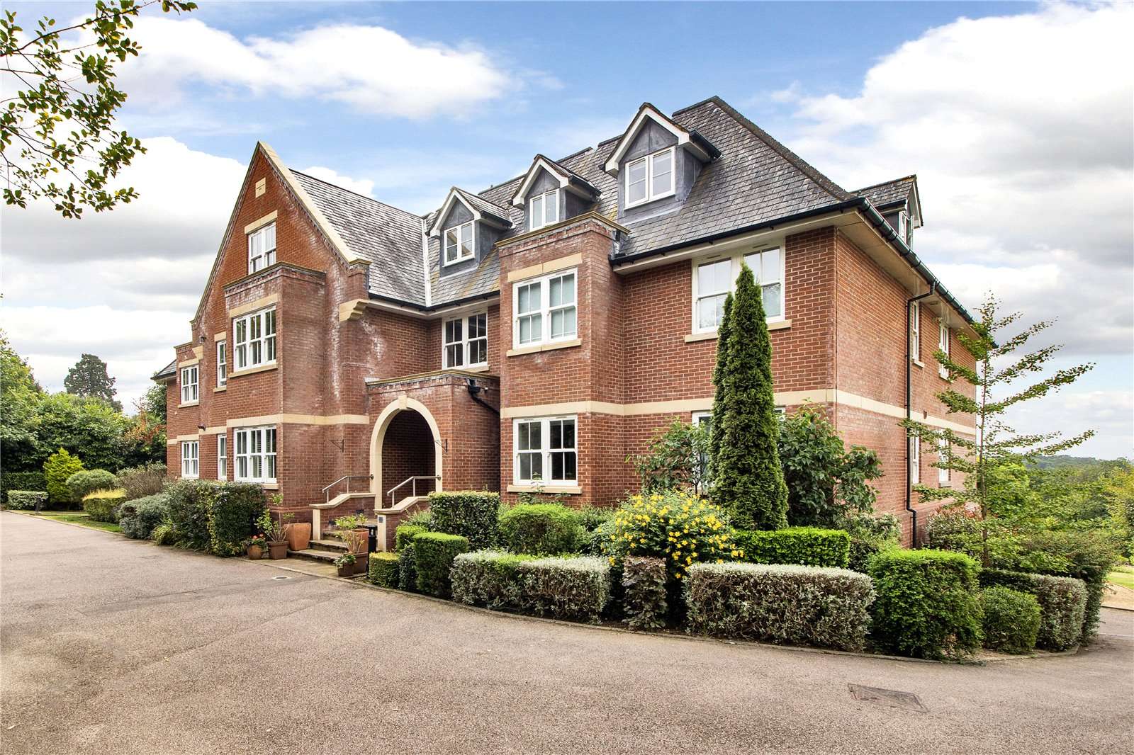 Two bedroom houses for sale in England | Savills