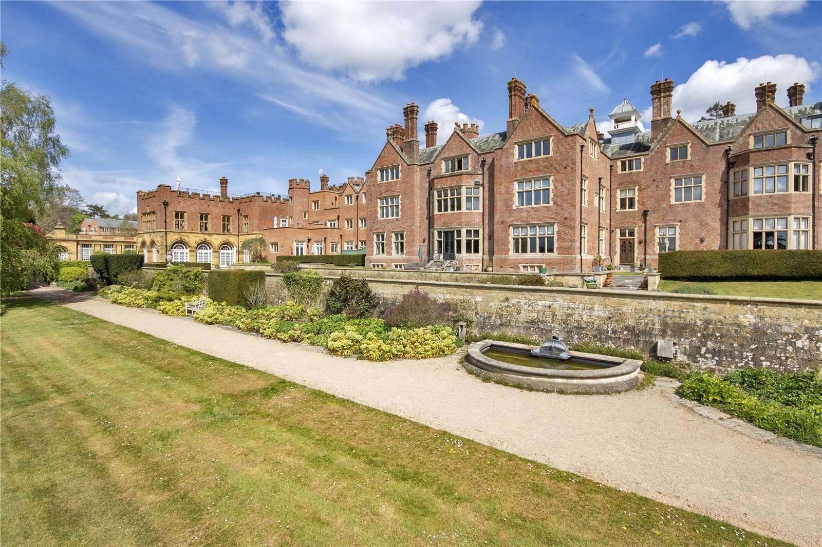Flats for sale in Parker's Green, Kent | Savills