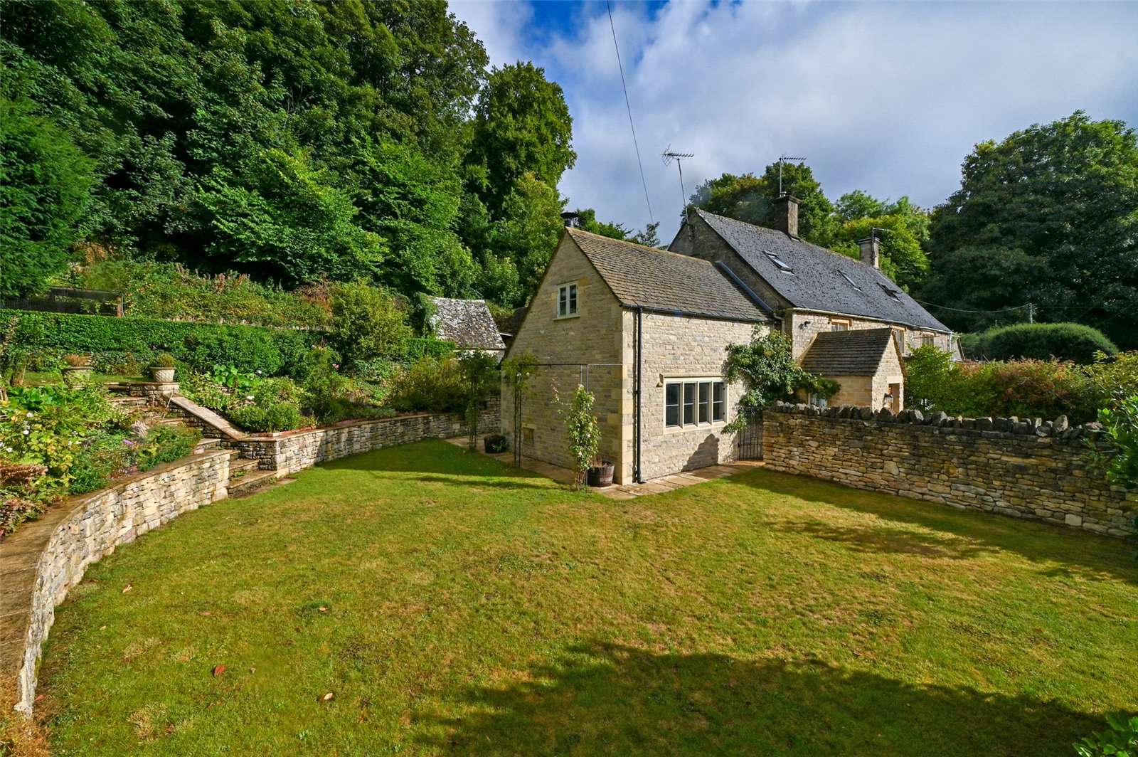 Edgeworth, Stroud, Gloucestershire, GL6 7JH | Propriedade para ...