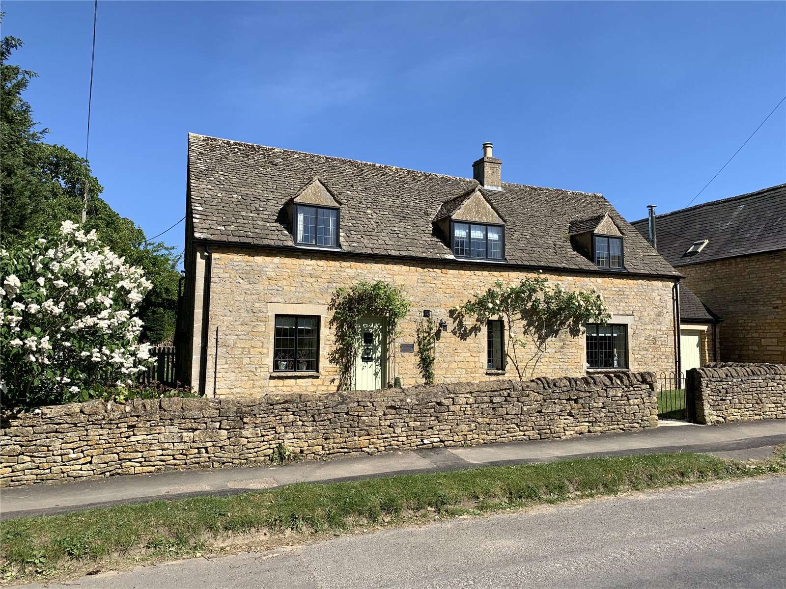 High Street, Longborough, Moreton-in-Marsh, Gloucestershire, GL56 0QE ...