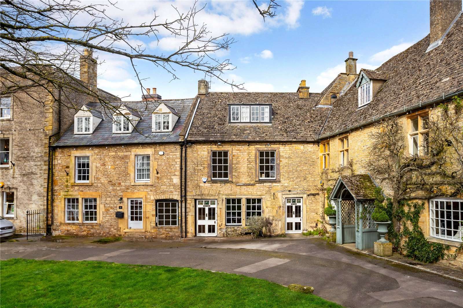 House For Sale Stow On The Wold Savills at Corrina Davis blog