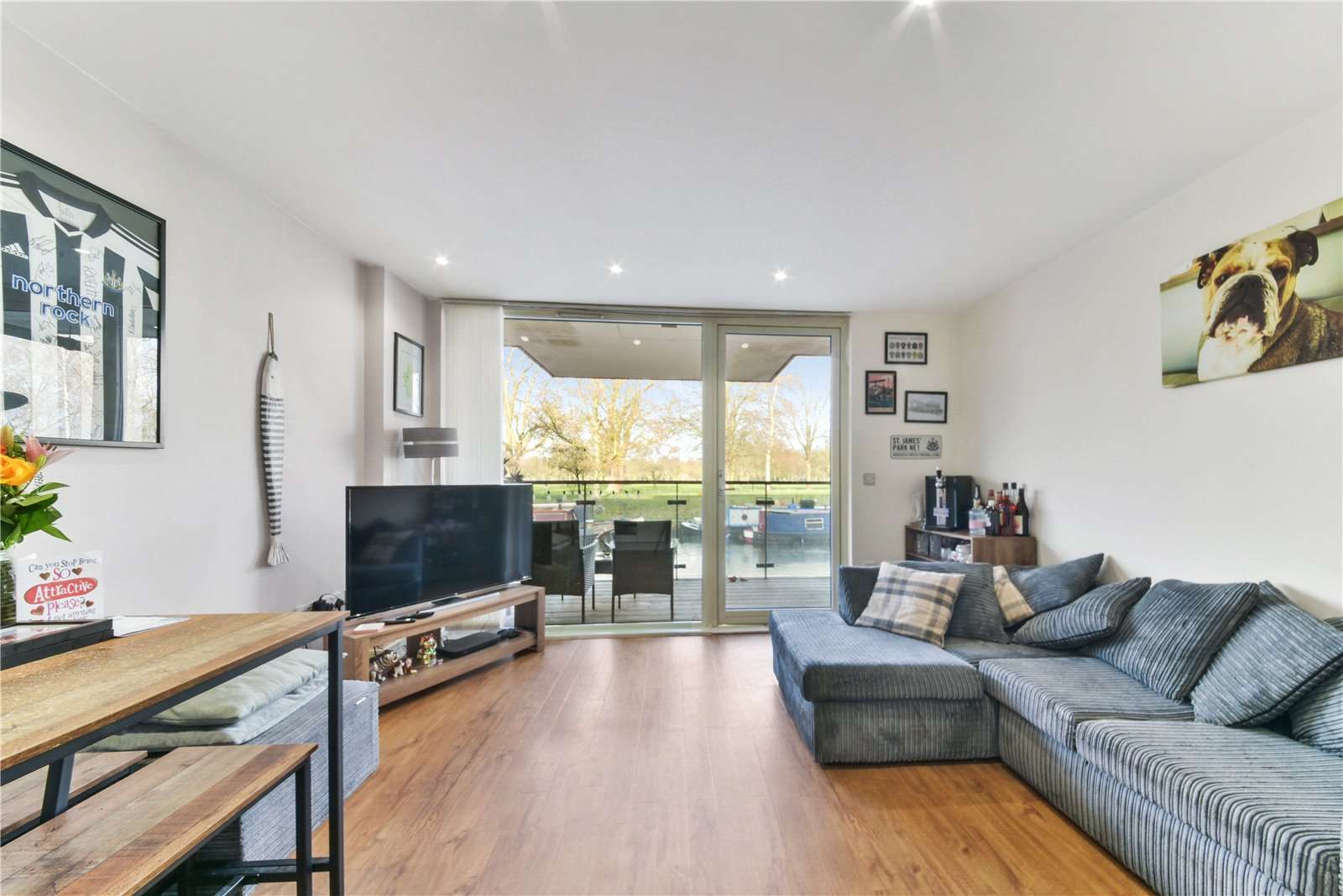 New Gun Wharf, London, E3 5GF | Własność na sprzedaż | Savills