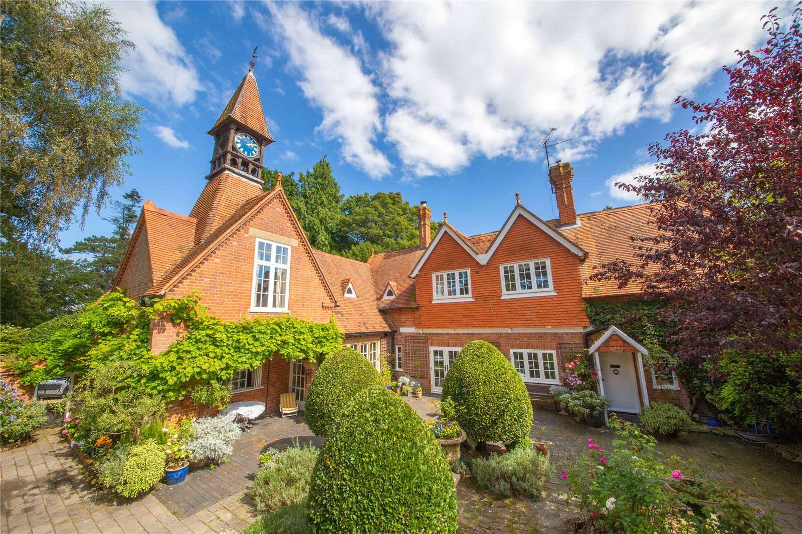 Property for sale in Baughurst, Hampshire | Savills