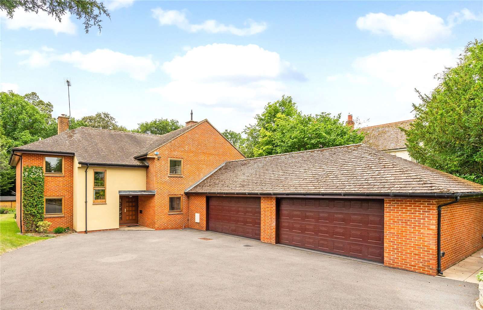 Broadlayings, Woolton Hill, Newbury, Berkshire, RG20 9TT | Property for ...