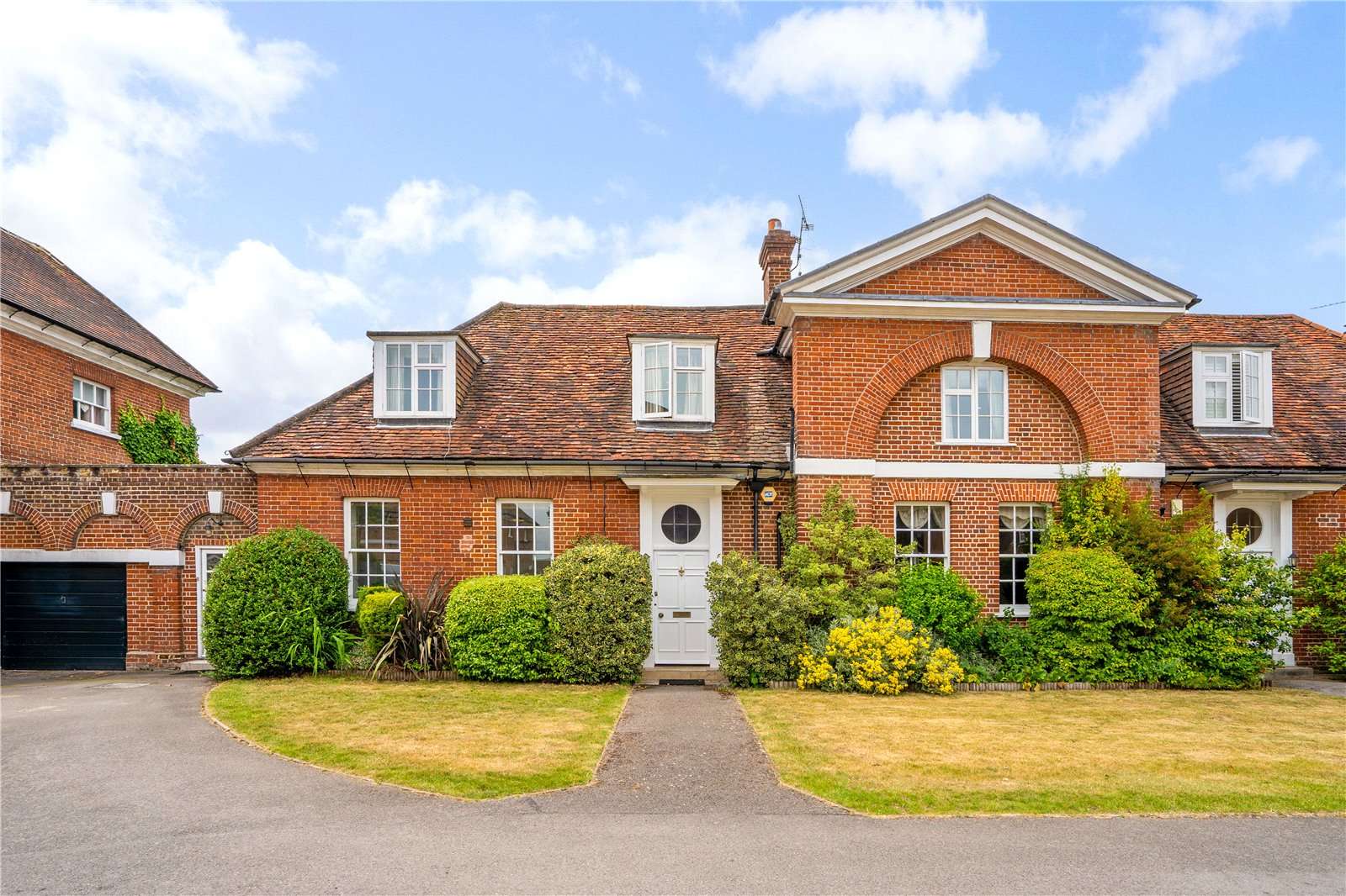 Calcot Court, Calcot, Reading, Berkshire, RG31 7RW | Property for sale ...