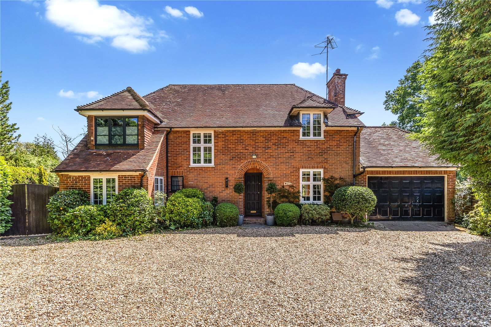Round End, Newbury, Berkshire, RG14 6PL | Property for sale | Savills