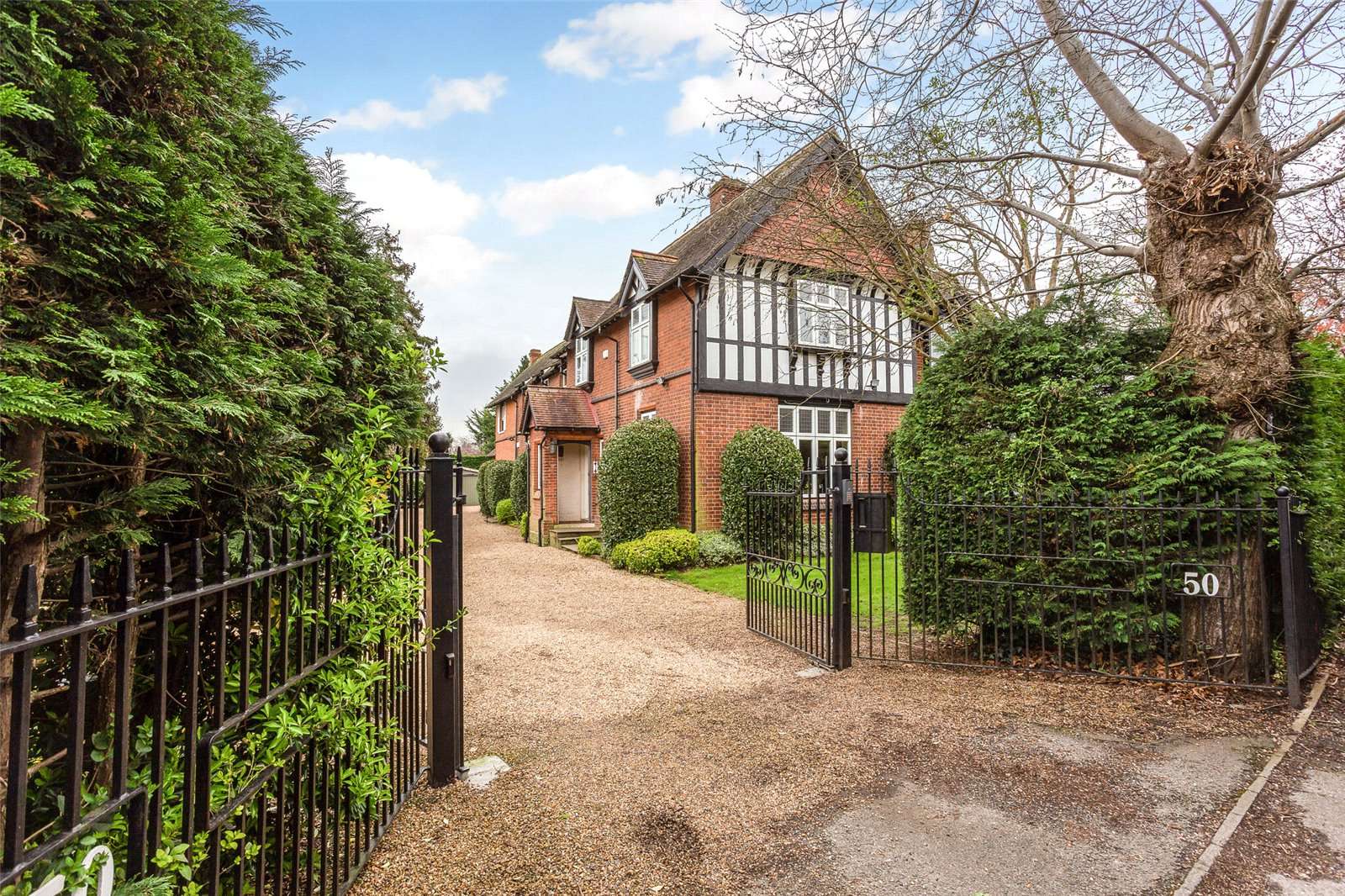 Eton Road, Datchet, Berkshire, SL3 9AY | Property for sale | Savills